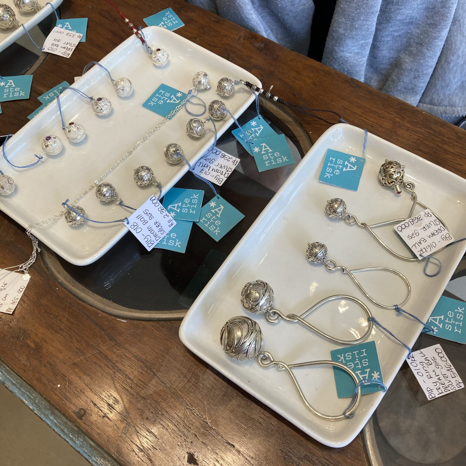 ウブドで念願のガムランボール｜「Astarisk」ひとつひとつ職人手作りのシルバー製 | 2度目の海外帯同はシンガポール ～piroko、上海 ...